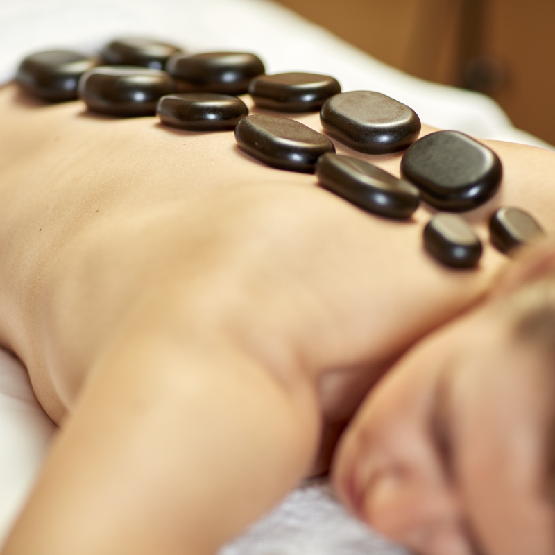 Hot Stone Body Massage (80 Minutes)
