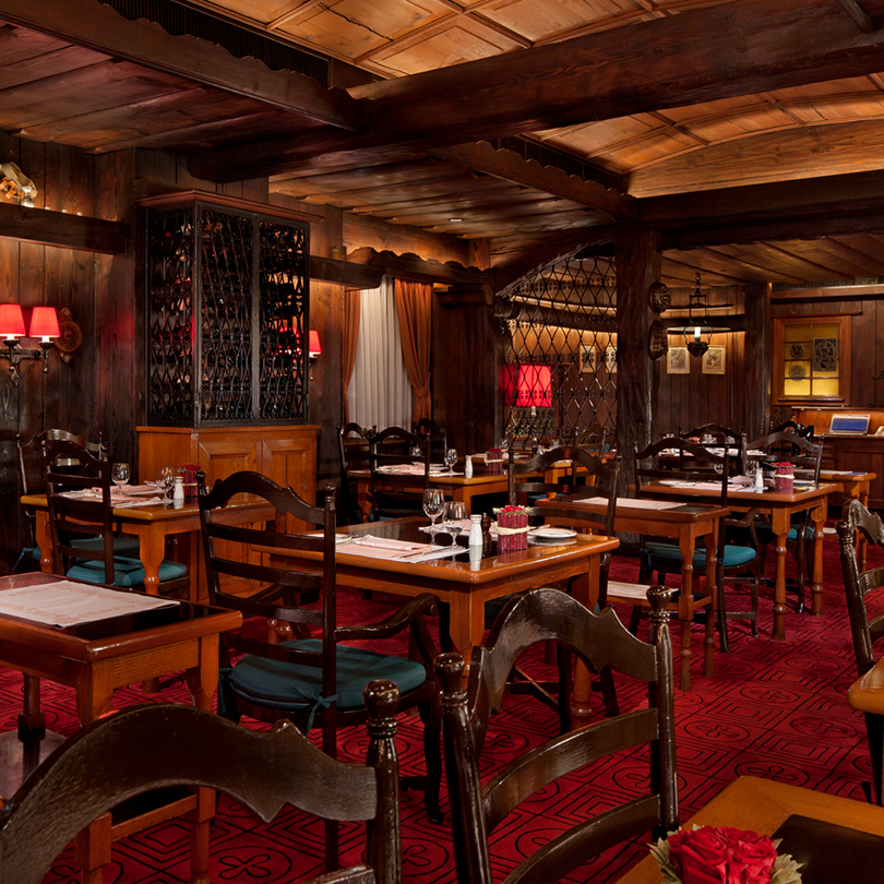 CHESA SET DINNER MENU | Peninsula Hotels | Hong Kong